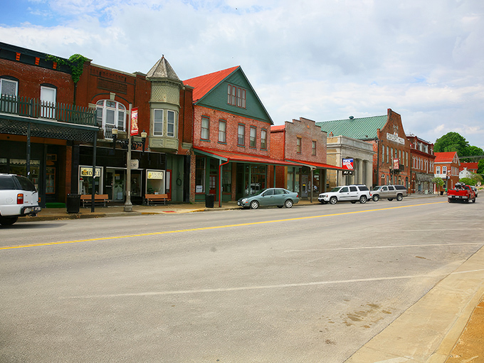 Tin Mill Restaurant offers German-American fare in a former grain elevator – proof that industrial chic was cool long before Instagram discovered it.