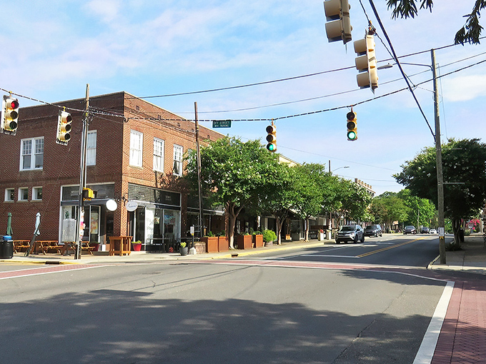 History isn't just words on a page in Hillsborough - it's right there on street corners where Governor Burke's dramatic 1781 capture is commemorated.