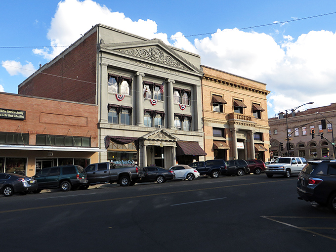 Prescott's tree-lined streets lead to adventure and affordability. Where mountain views meet small-town charm without the big-city price tag.