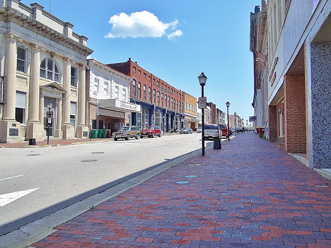 Petersburg's historic downtown invites you to stroll back in time without your wallet noticing. Brick sidewalks and classical architecture create a cinematic backdrop for everyday life.