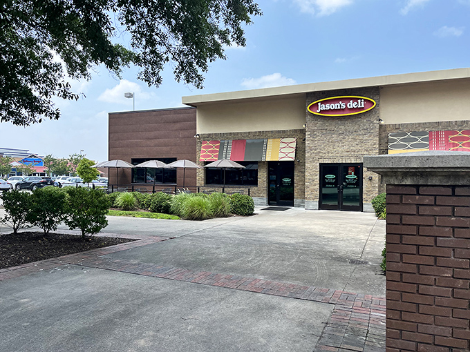 Welcome to sandwich paradise! Jason's Deli's inviting exterior promises a feast for the senses, with its warm brick and cheerful signage beckoning hungry patrons.