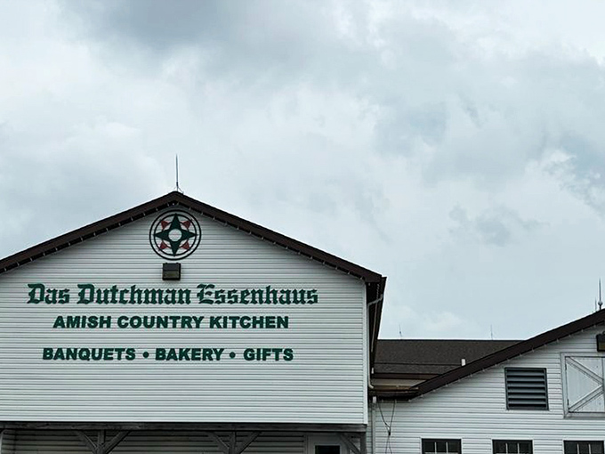 Like a welcoming lighthouse for the hungry, Das Dutchman Essenhaus stands proud against the Indiana sky, promising comfort food that'll make your cardiologist wince and your soul sing.