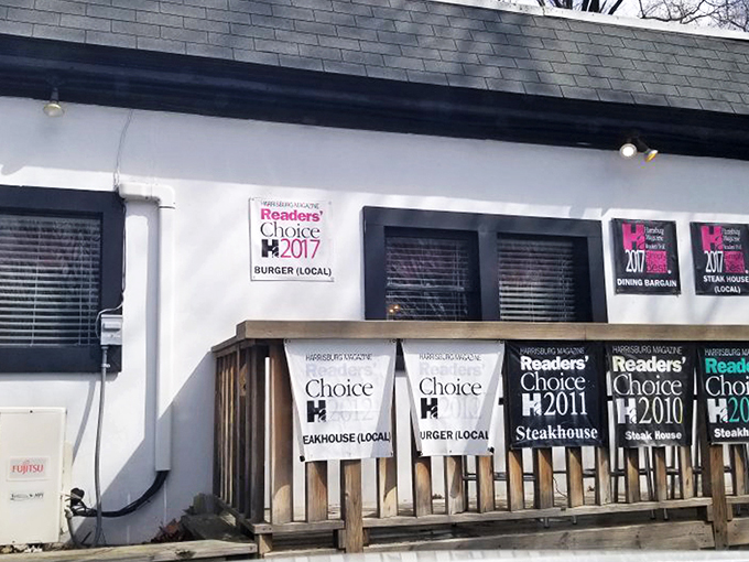 The unassuming exterior of Glass Lounge hides culinary treasures within, like a delicious secret Harrisburg has been keeping for decades.