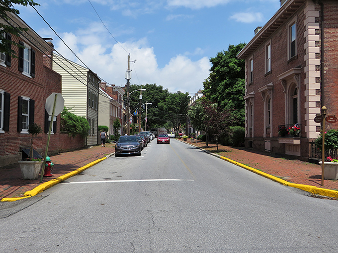 Brick-lined streets and historic buildings create the perfect backdrop for your "I've gone back in time" selfies. Colonial charm without the colonial plumbing!