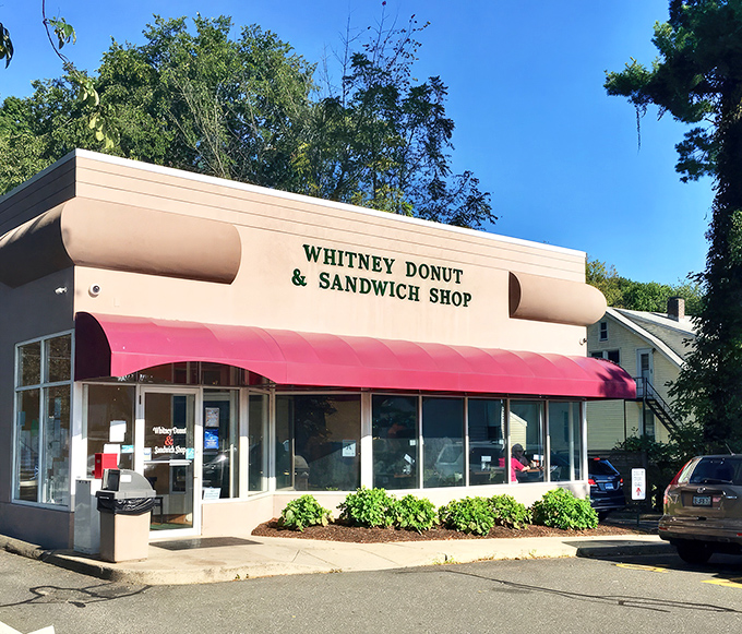 1. this tiny restaurant in connecticut has apple fritters known throughout the country