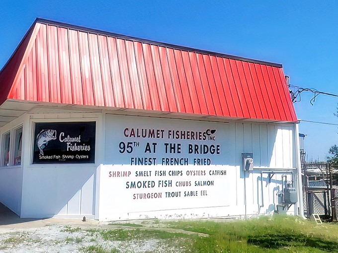 The iconic red-roofed shack stands proudly at 95th Street Bridge, a beacon of seafood excellence that's been drawing Chicagoans for generations.
