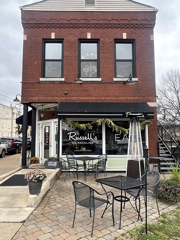 Brick and mortar perfection &ndash; Russell's on Macklind sits unassumingly on a St. Louis corner, tempting passersby with the promise of culinary magic inside.