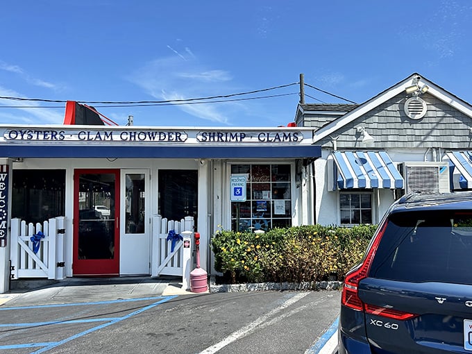The unassuming exterior of Bigelow's hides seafood treasures within, like finding a pearl in the most ordinary-looking oyster.