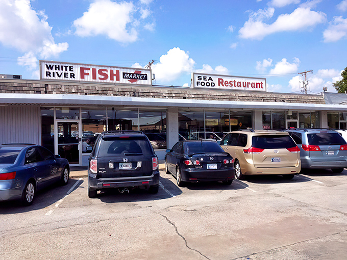 The unassuming exterior of White River Fish Market proves the old adage: never judge a seafood joint by its landlocked location.