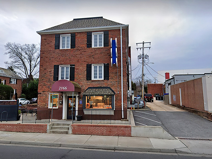 The unassuming brick fortress of flavor doesn't telegraph its delicious secrets. Like Clark Kent's glasses, this modest exterior hides superhero-level pie powers.