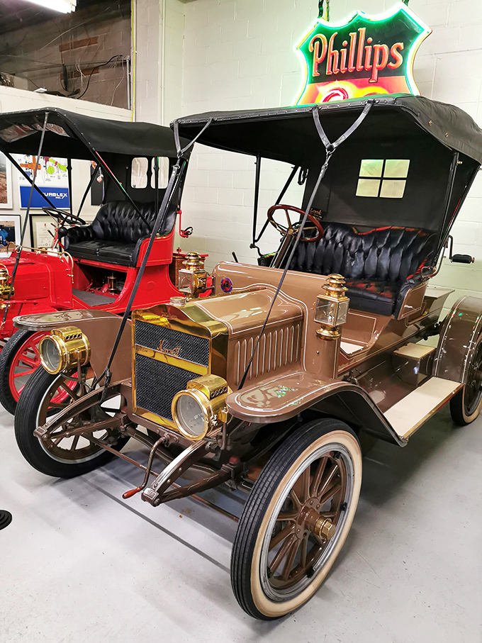 Step back to 1908 with this Maxwell – when cars were still figuring out what they wanted to be when they grew up.