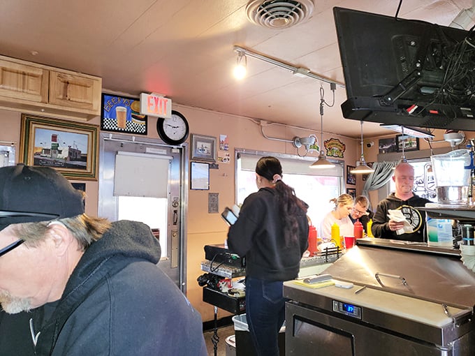 The heart of any great diner is its people. Regulars and first-timers alike find common ground in burger appreciation.