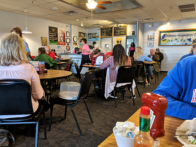 Where breakfast dreams come true – a bustling dining room filled with the happy murmurs of people starting their day exactly right.