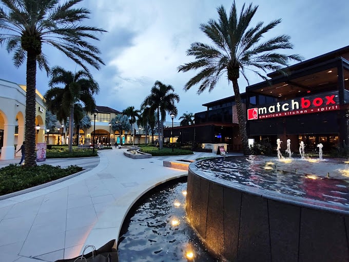 Matchbox at twilight: when shopping transforms into dining and Florida evenings remind you why you live here in the first place.