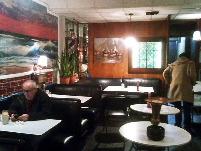 Every booth tells a story at Anchor Grill, where locals and visitors alike drop anchor for a meal worth remembering.