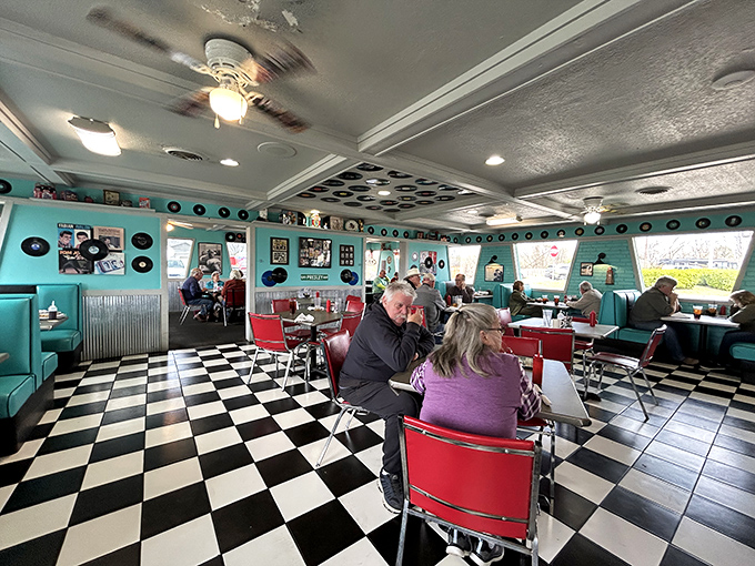 Where locals gather to exchange stories over coffee and pie. Some say these booths have heard more town gossip than the barbershop.