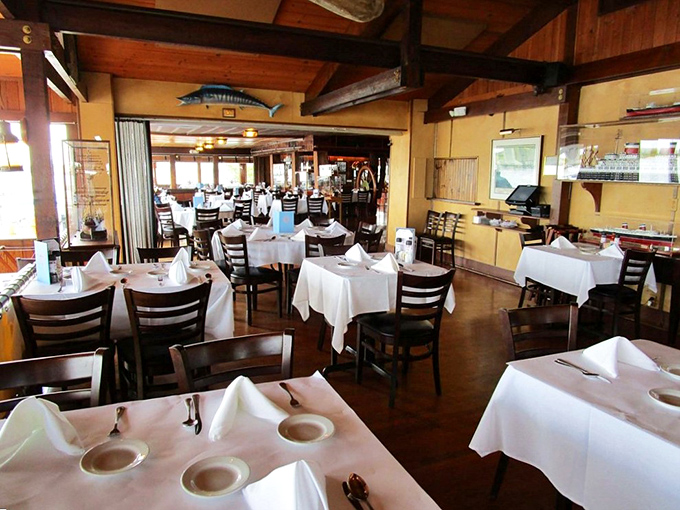 The dining room at Bahrs isn't trying to be trendy&mdash;it's aiming for timeless, with nautical touches that remind you great seafood is about tradition, not trends.