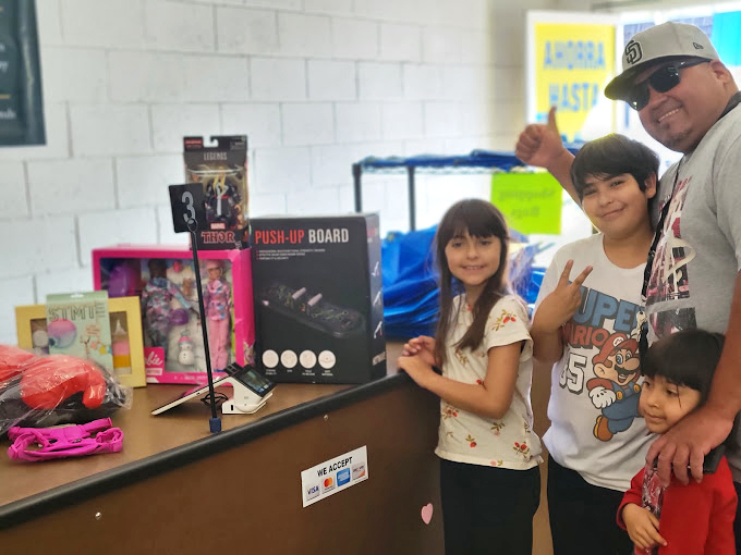 Family treasure hunting at its finest. Those kids are learning life's most valuable lesson: sometimes the best adventures don't require a passport.