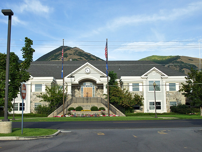 Centerville's city hall stands against a backdrop of gentle mountains, where government services come without big-city price tags.