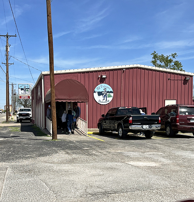 Don't judge this book by its cover &ndash; some of Texas' best mesquite-grilled steaks hide behind this humble fa&ccedil;ade.