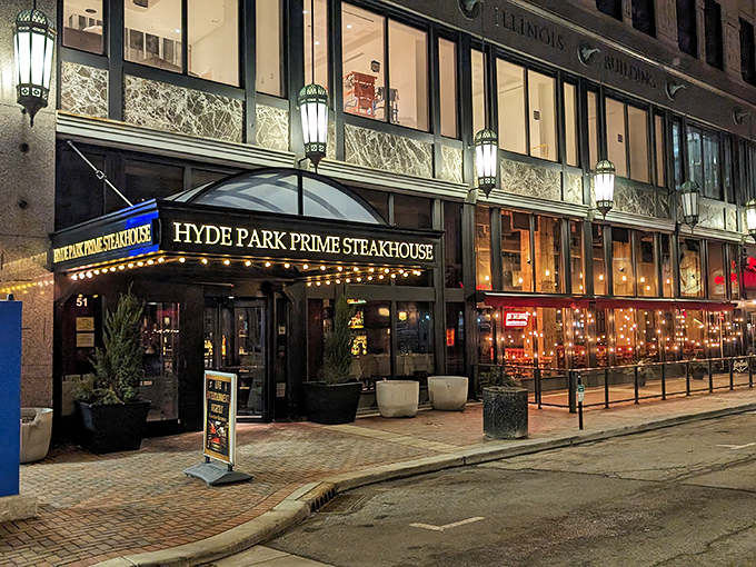 Hyde Park's twinkling lights and downtown vibe scream "special occasion" &ndash; even if your special occasion is "it's Tuesday and I deserve steak."