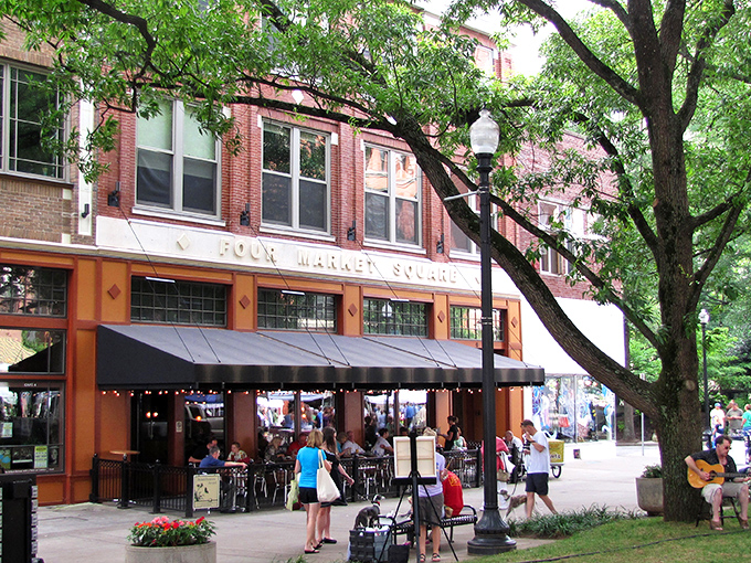Knoxville's Market Square invites leisurely afternoons that don't drain retirement accounts. The outdoor seating area proves the best things in life are reasonably priced.