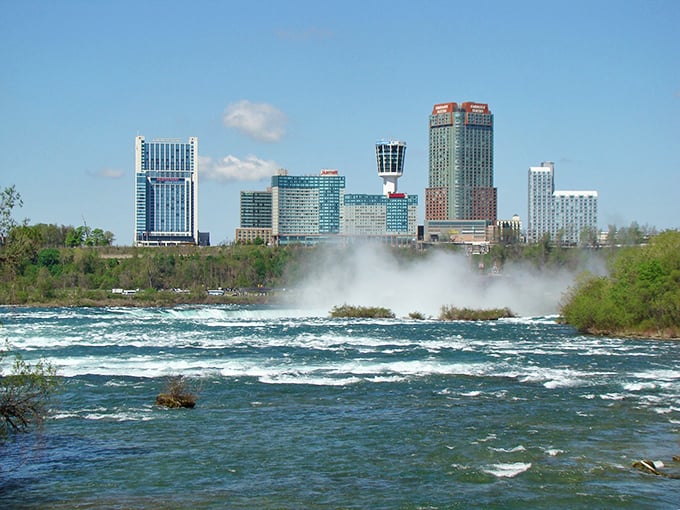 Niagara's river creates a misty backdrop to a surprisingly affordable retirement destination. Nature's greatest show has budget-friendly seating!