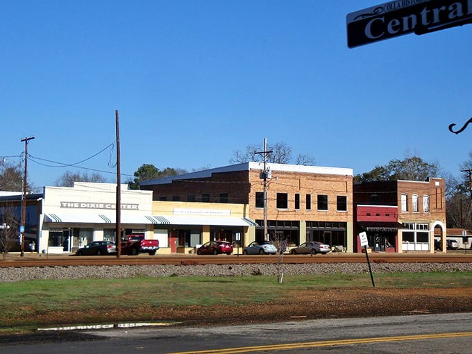 Olla's modest main street might not make travel magazines, but those simple storefronts house extraordinary characters who'll become your favorite neighbors.
