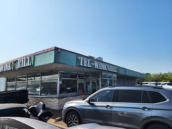 Tel-Wink Grill's mint-green facade and stone base have that perfect "frozen in time" quality. Diners this authentic don't need fancy frills!