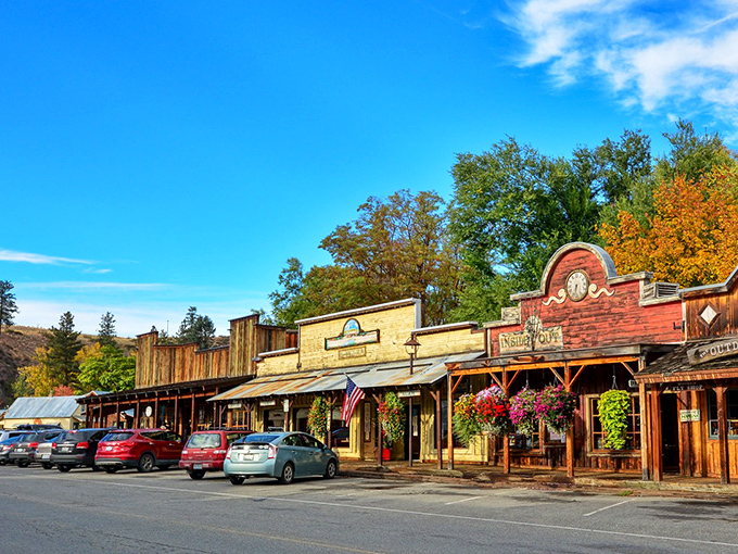Winthrop&rsquo;s Old West vibe is like stepping onto a movie set &ndash; rustic storefronts and a sense of frontier spirit.