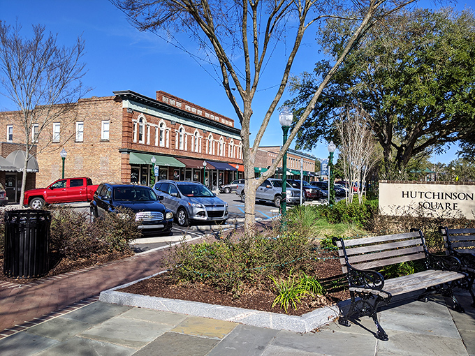 Hutchinson Square in Summerville offers a peaceful respite among historic buildings. Where retirement dollars go further without sacrificing charm.