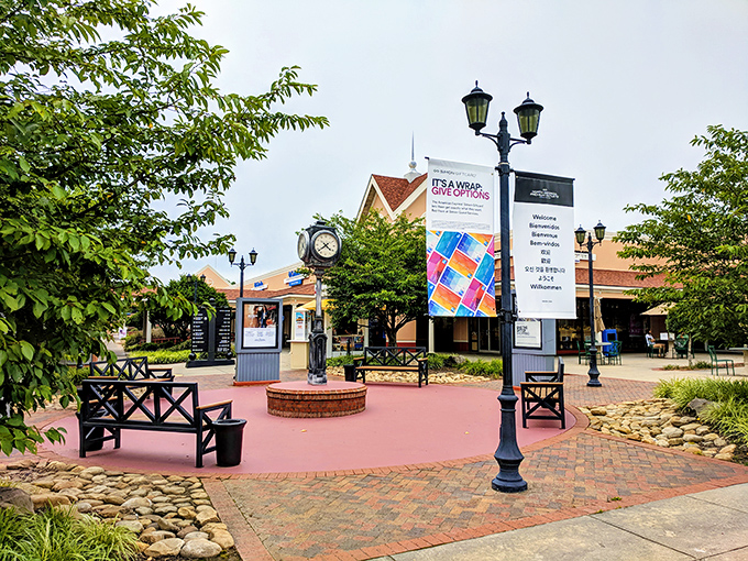 A charming central plaza with benches and a clock tower &ndash; because sometimes you need a timeout between shopping sprints.