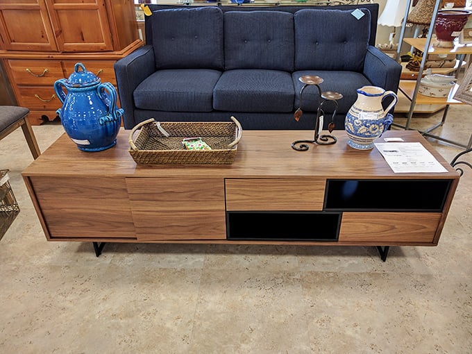 Mid-century modern meets contemporary comfort. This sofa and coffee table combo is the power couple your living room deserves.