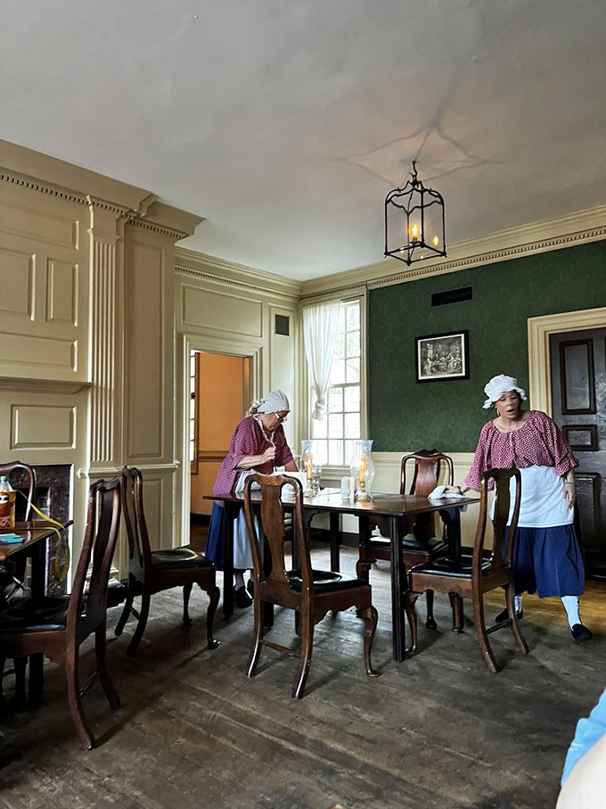 The staff doesn't just serve your meal&mdash;they create a living history lesson, complete with period-accurate attire and a refreshing absence of "how's everything tasting?"
