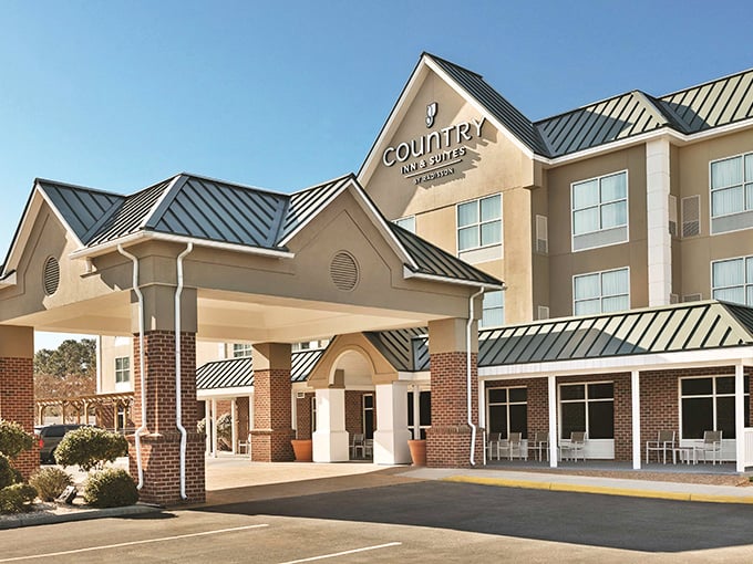 Modern comfort meets historic charm at Petersburg's accommodations. Country Inn & Suites provides contemporary amenities for visitors exploring this affordable hidden gem.
