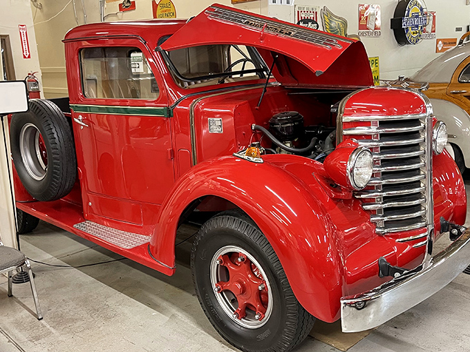 This fire-engine red Diamond T truck combines brawn with beauty – proving that even workhorses can dress up for Sunday.