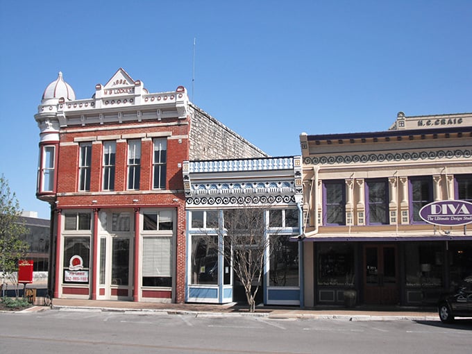 Historic buildings with just the right amount of fancy. Georgetown feels like a movie set where you're the star of your retirement story.