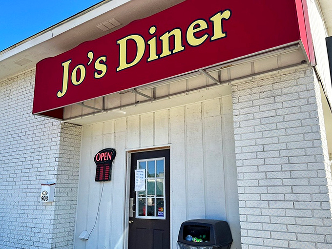 Jo's Diner: Small in size but mighty in flavor&mdash;this little white building houses breakfast dreams that big fancy restaurants can only imagine.