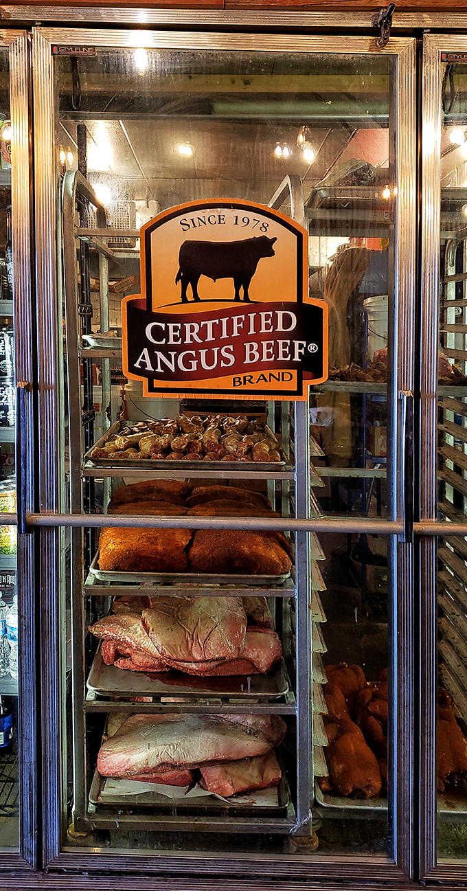 The dining room buzzes with the satisfied murmurs of people having religious experiences with smoked meat. Everyone here is either happy or chewing—usually both.
