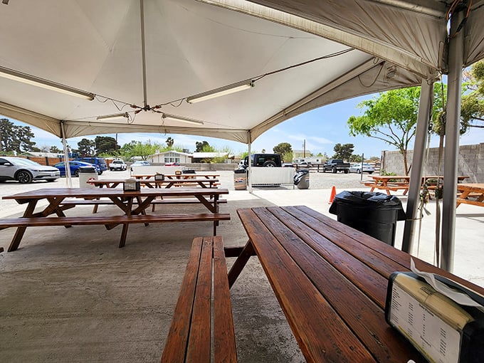 Al fresco dining, barbecue style. It's like a picnic, but with way better food and less ant anxiety.