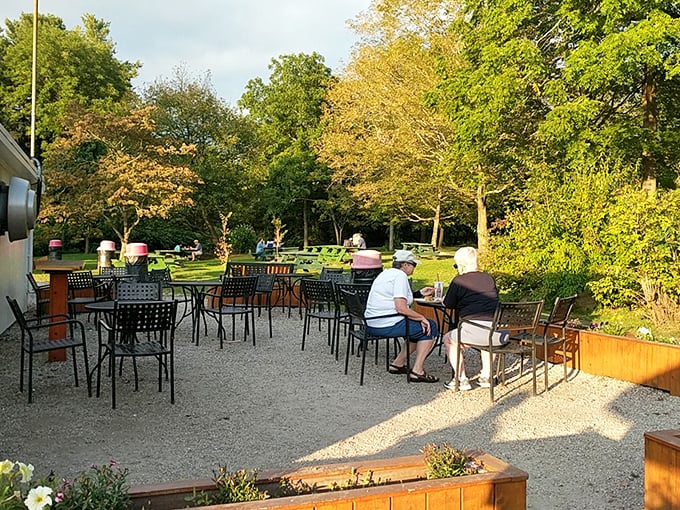 Some restaurants have ocean views; Harry's offers something better&mdash;a peaceful garden setting where the only background noise is satisfied munching.