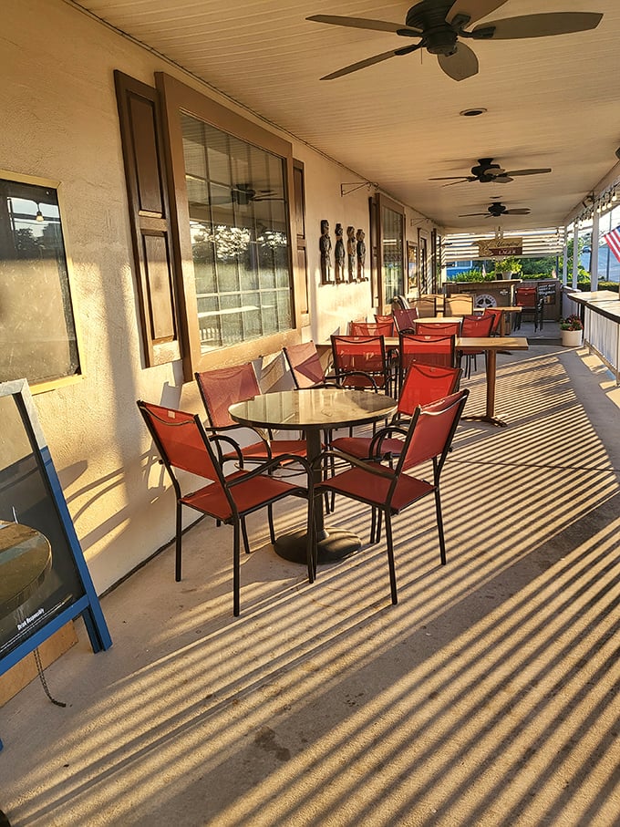 Sunshine, fresh air, and the promise of prime rib&mdash;Dodge City's patio offers the perfect prelude to carnivorous delights. 