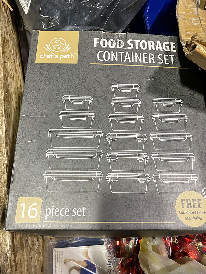 Storage solutions trapped in the wild! This 16-piece food container set would make any leftover enthusiast or meal-prep fanatic weak at the knees.