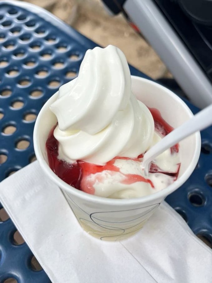 This strawberry sundae isn't playing hard to get&mdash;it's a straightforward declaration of creamy, sweet affection that's impossible to resist on a hot Maryland day.