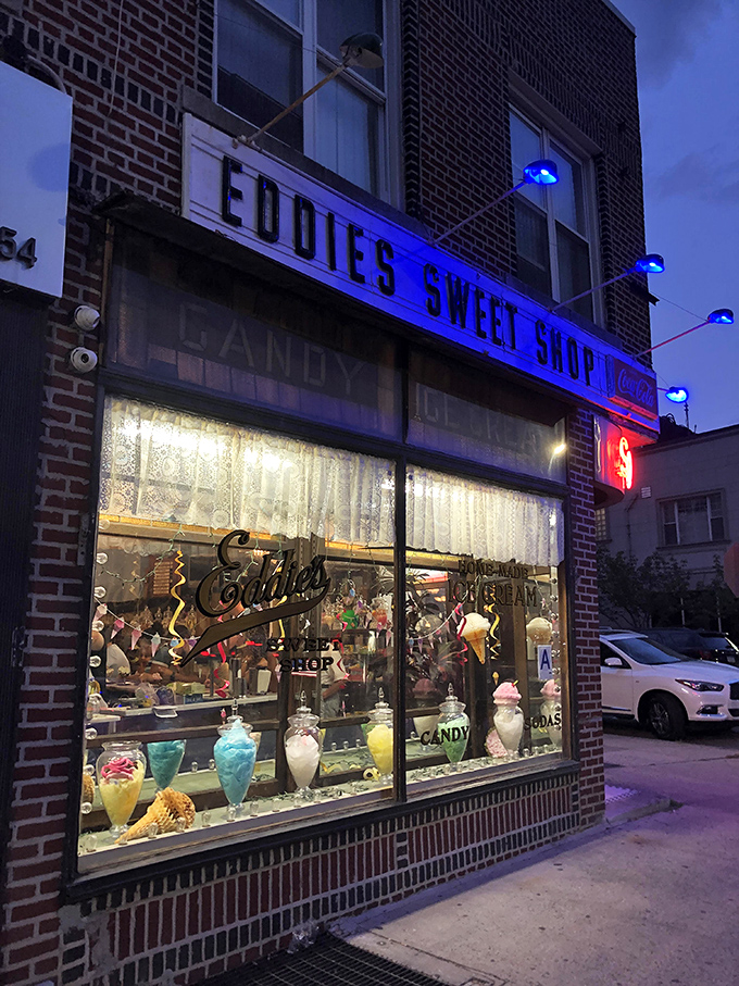 The evening glow makes Eddie's look like a beacon of sweetness calling all dessert lovers home.
