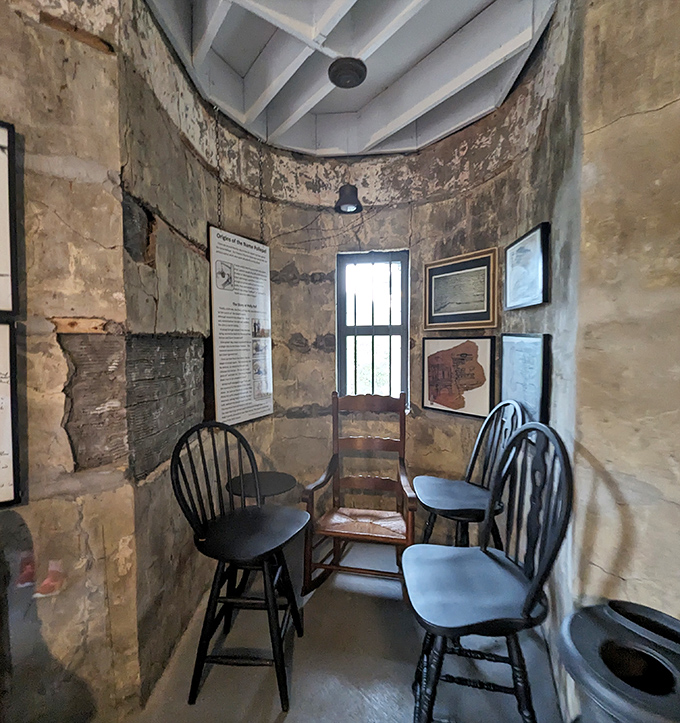 This cozy nook within the residence building offers a glimpse into the more intimate spaces of castle life, away from the arsenal's grandeur.