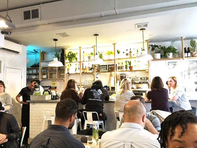 The breakfast buzz&mdash;where New Yorkers gather to worship at the altar of perfectly cooked eggs and those legendary hash browns.