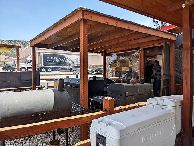 The backyard oasis. Red picnic tables and wood chips create the perfect rustic setting for sauce-stained fingers and satisfied smiles.