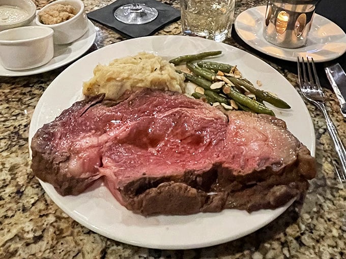 A prime rib dinner that renders conversation unnecessary. When beef is this good, words just get in the way.
