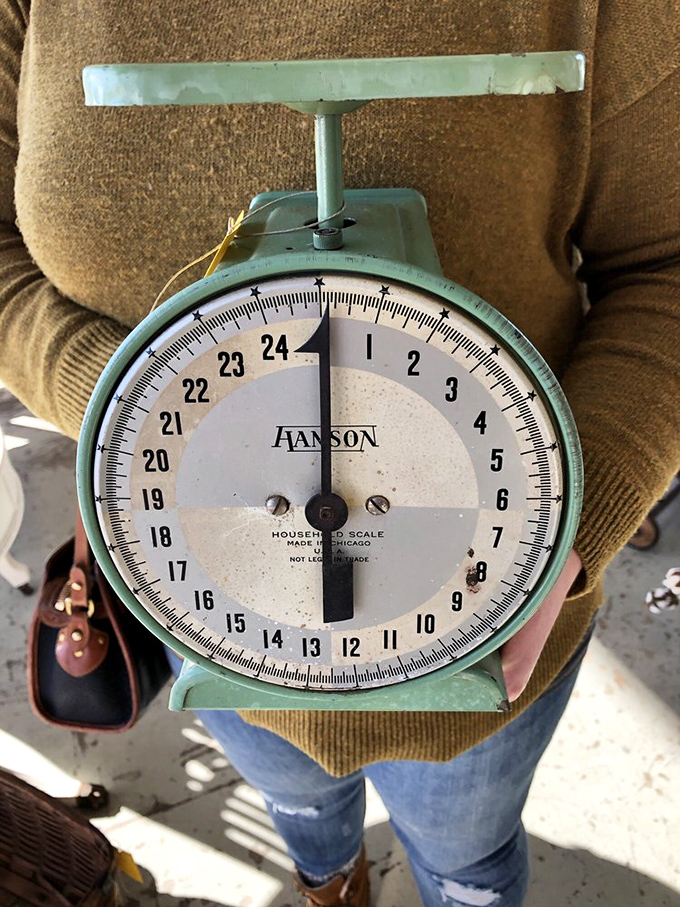 This mint-green Hanson scale has weighed everything from Sunday roasts to holiday packages since your grandparents' time.